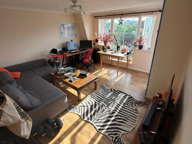 Room at Etchingham Court, Greater London