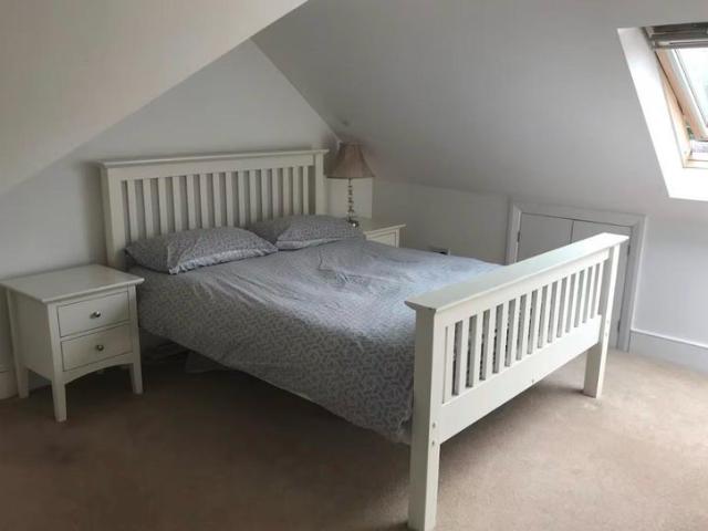 Room at Etheldene Avenue, Greater London
