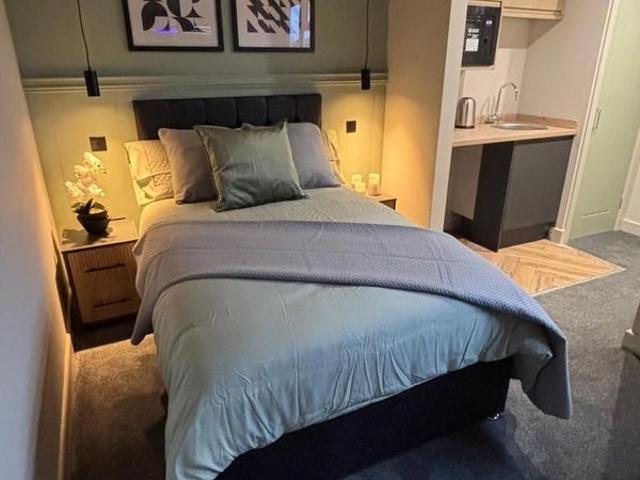 Room at Etruria Road, Newcastle under Lyme
