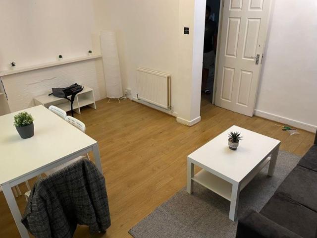 Room at Ettrick Street, Greater London