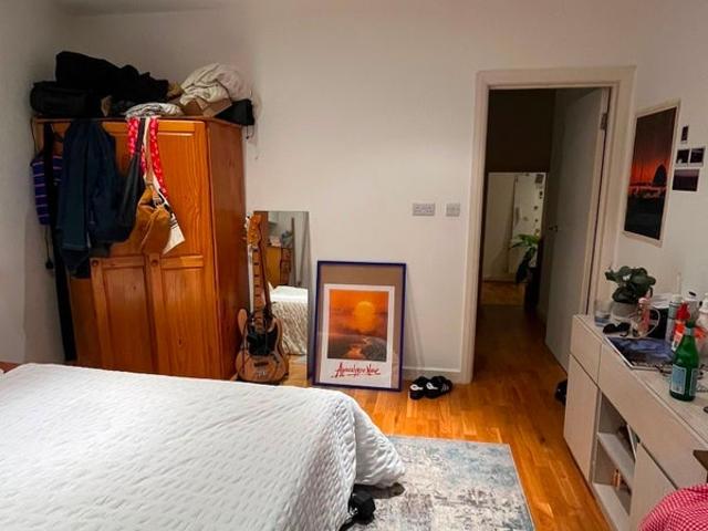 Room at Evering Road, Greater London