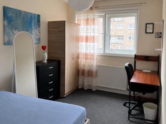 Room at Eversholt Street, Greater London
