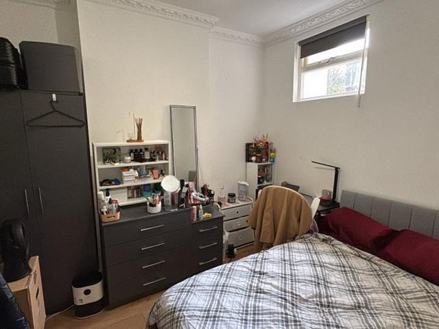 Room at Eversleigh Road, Greater London