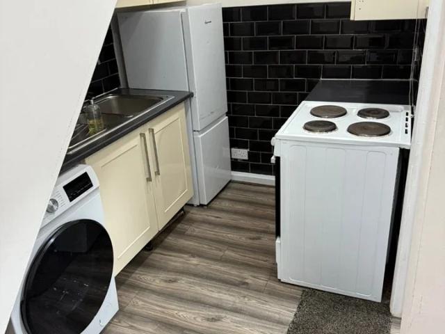 Room at Eagle Street East, Coventry