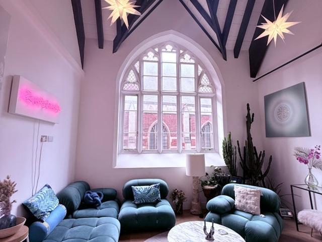 Room at Eastway, Greater London