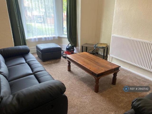Room at Eastwood Avenue, Manchester