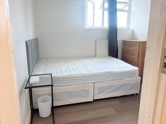 Room at East Acton Lane, Greater London