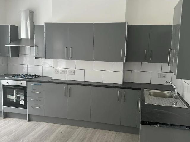 Room at East Dulwich Grove, Greater London