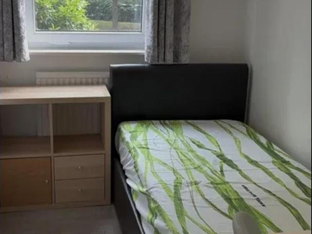 Room at East Ferry Road, Greater London