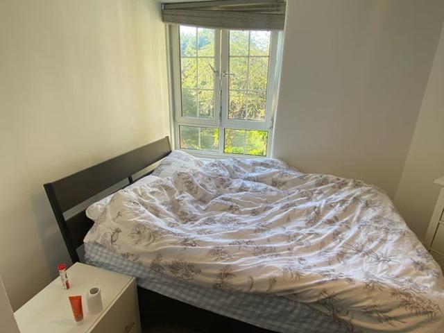 Room at East Smithfield, Greater London