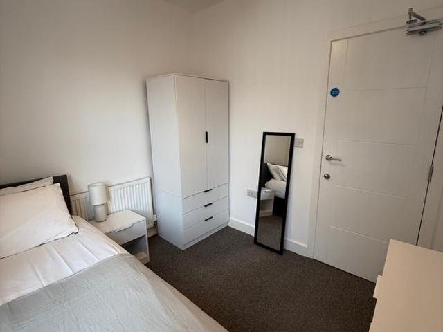 Room at East Street, South Ribble