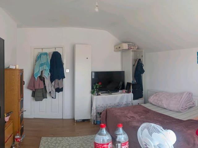 Room at East Rochester Way, Greater London