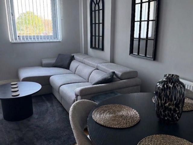 Room at Eastcote Avenue, Greater London