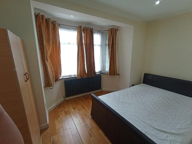 Room at Eastern Avenue West, Greater London
