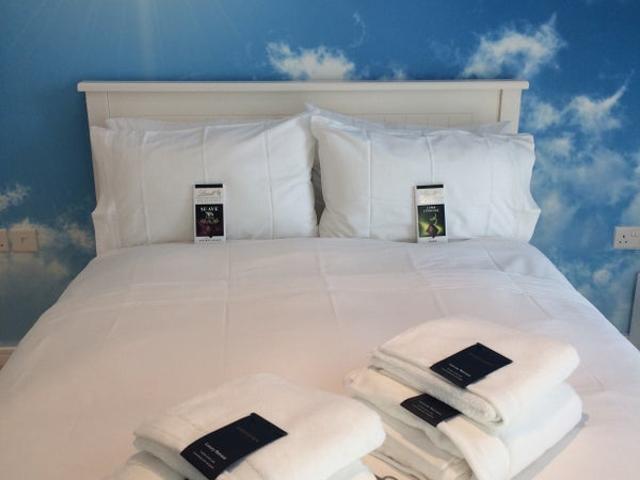 Room at Eastfields Avenue, Greater London