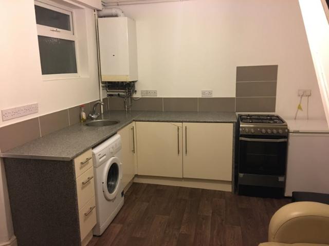 Room at Eastleigh Road, Leicester