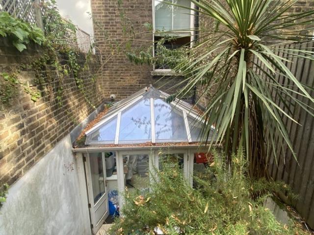 Room at Eardley Crescent, Greater London