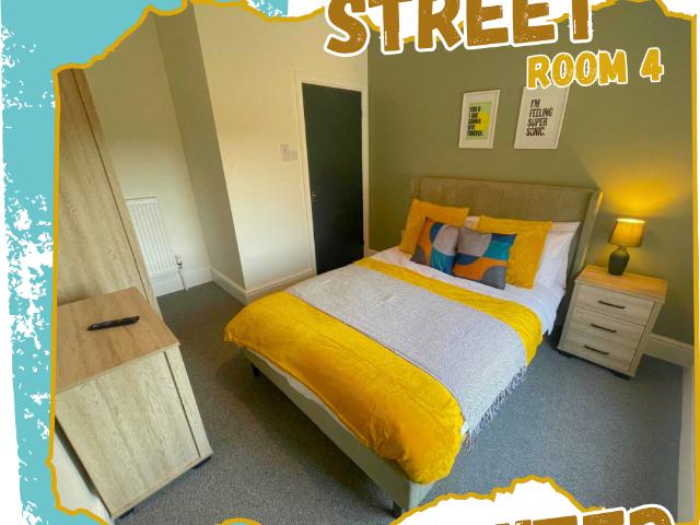 Room at Earl Street, Grimsby