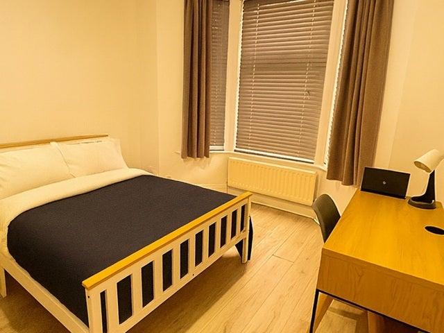 Room at Earlsdon Avenue North, Coventry