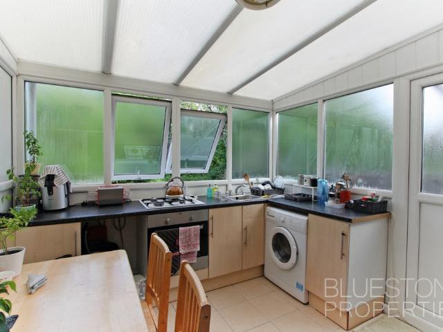 Room at Earlsfield Road, Greater London