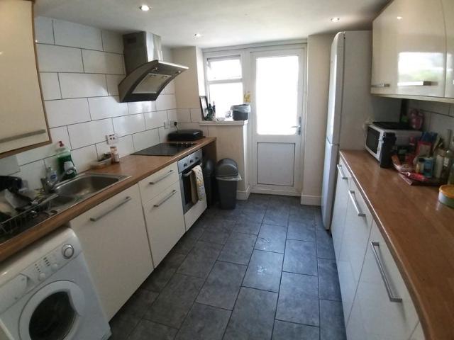 Room at Eclipse Street, Cardiff