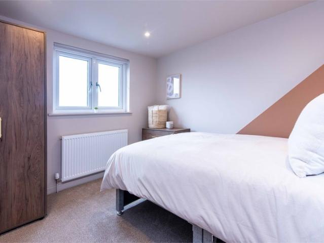 Room at Edge Lane, Tameside