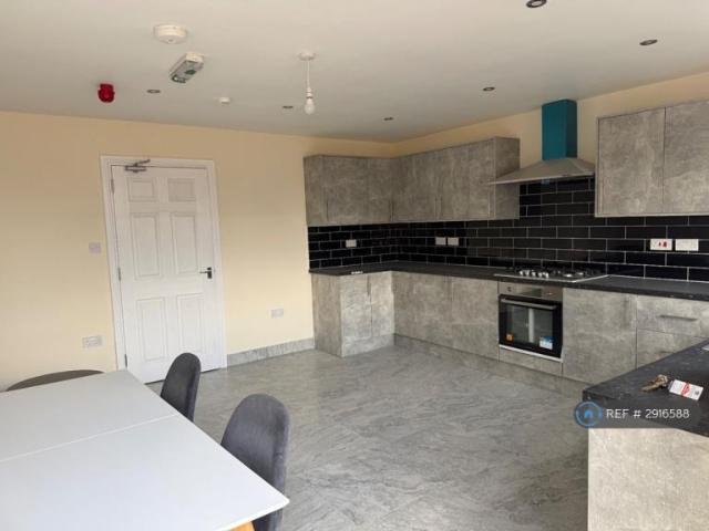 Room at Edge Street, Coseley