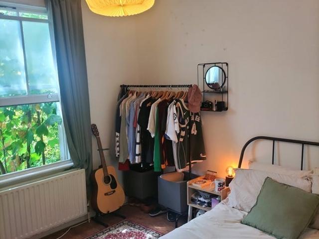 Room at Eden Road, Greater London