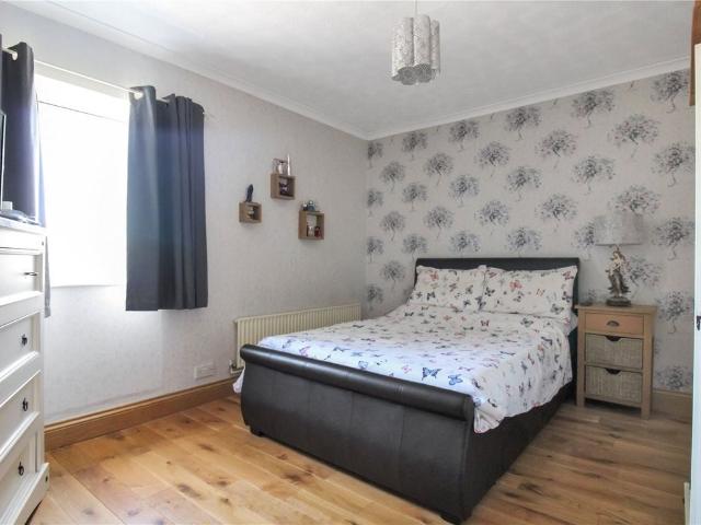 Room at Edinburgh Street, Swindon