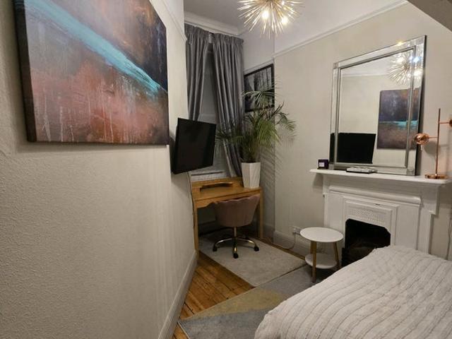 Room at Edith Villas, Greater London