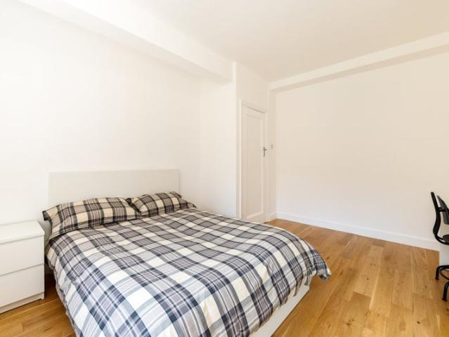 Room at Edith Villas, Greater London