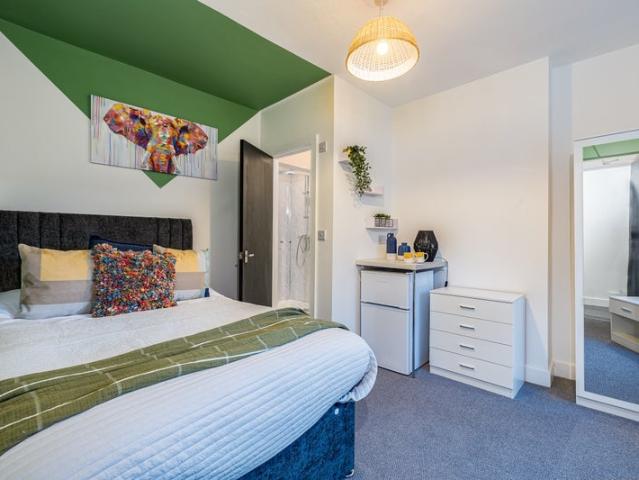 Room at Edward Street, Nuneaton and Bedworth