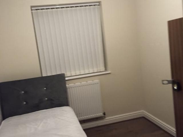Room at Edwinstowe Close, Dudley