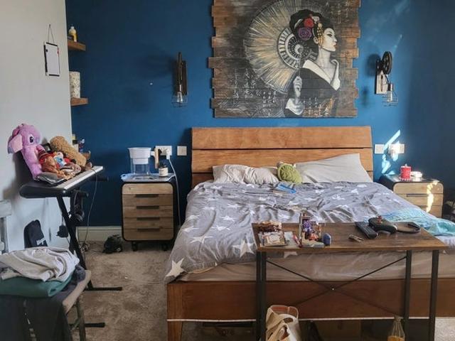 Room at Effra Road, Greater London