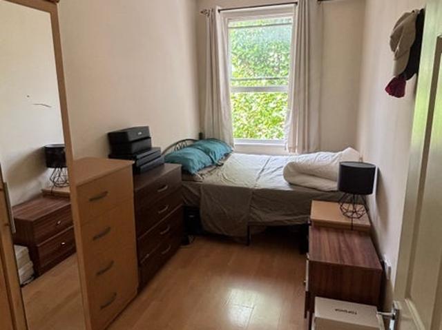 Room at Elgin Avenue, City of Westminster