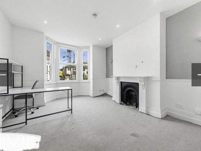 Room at Elgin Road, Greater London