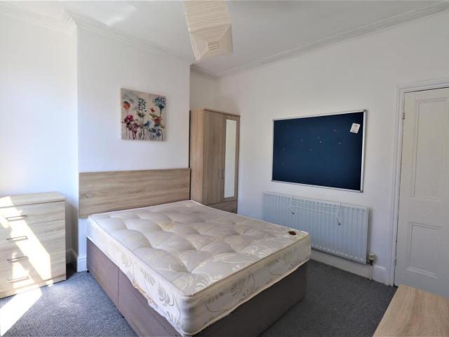 Room at Eldon Road, Birmingham