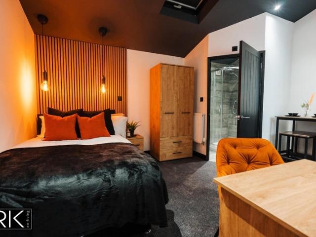 Room at Eldon Street, Preston
