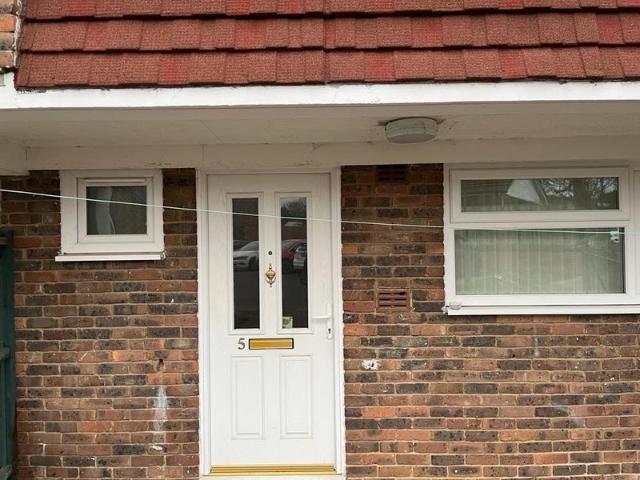 Room at Eldred Drive, Greater London
