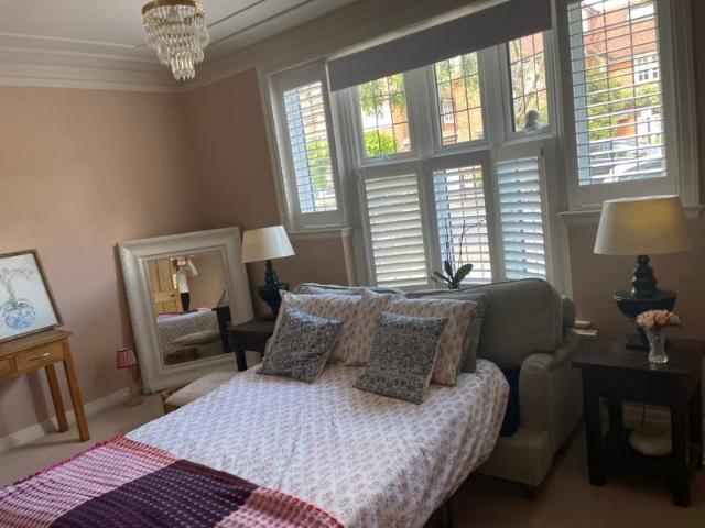 Room at Ellerton Road, Greater London