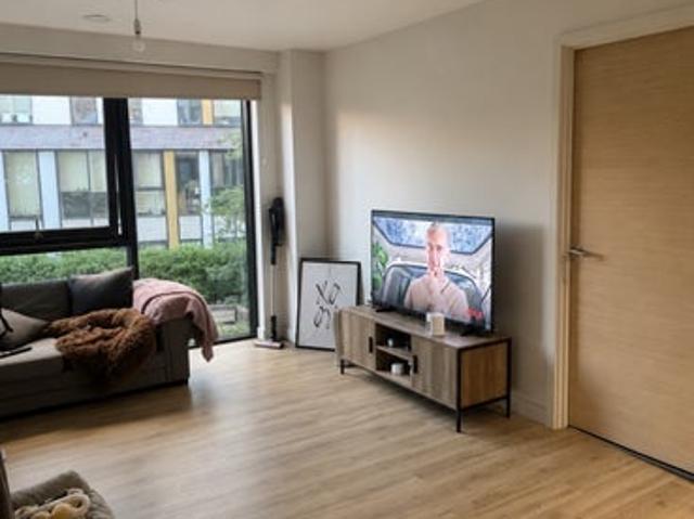 Room at Ellesmere Street, Manchester
