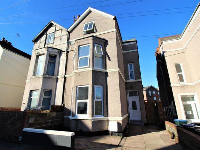 Room at Ellys Road, Coventry
