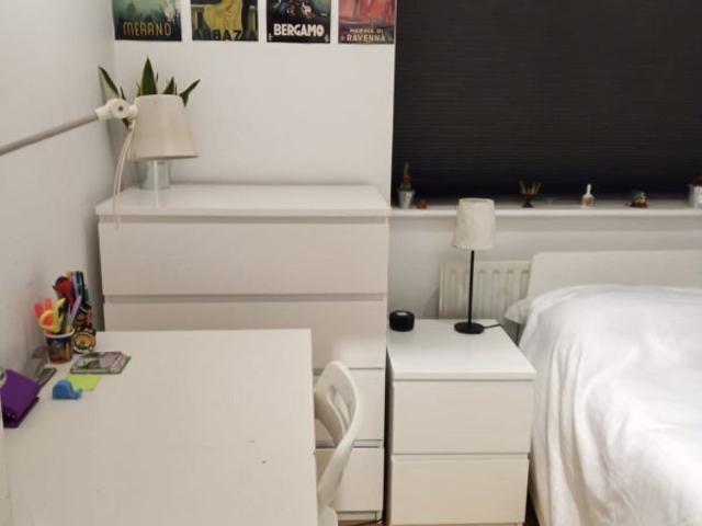 Room at Elm Road, Greater London