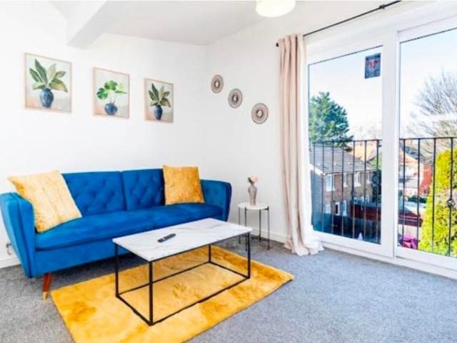 Room at Elm Street Lane, Cardiff