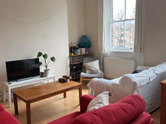 Room at Elmore Street, Greater London