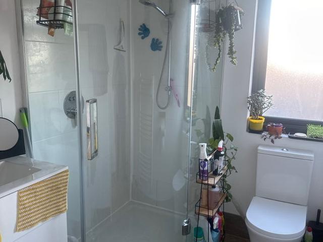 Room at Elmer Road, Greater London