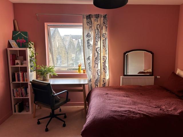 Room at Elmington Road, Greater London