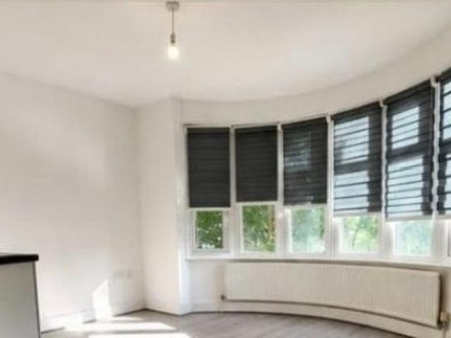 Room at Elmstead Avenue, Greater London