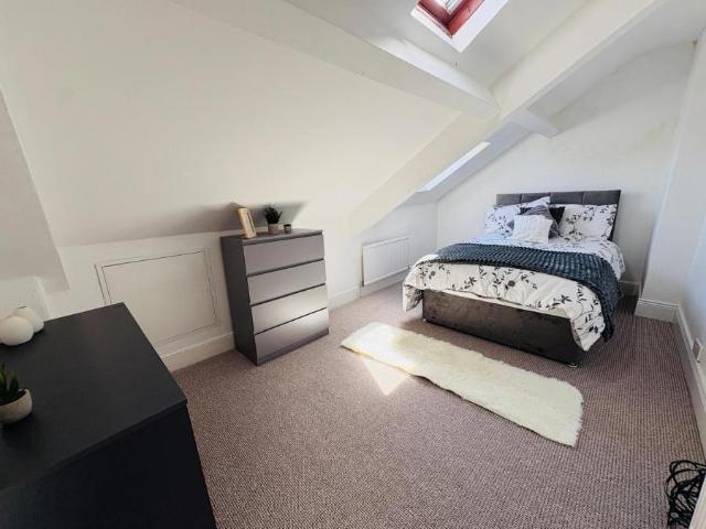 Room at Elmwood Street, Sunderland