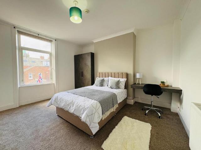 Room at Elmwood Street, Sunderland